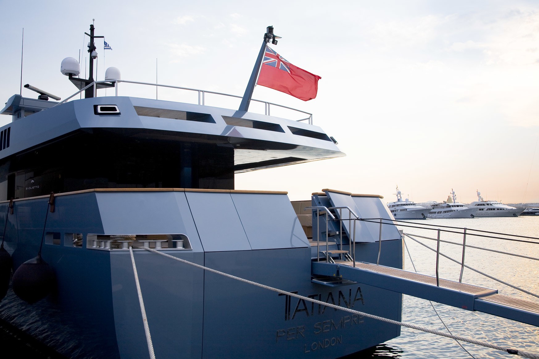 Yacht SEAKID, Baglietto | CHARTERWORLD Luxury Superyacht Charters